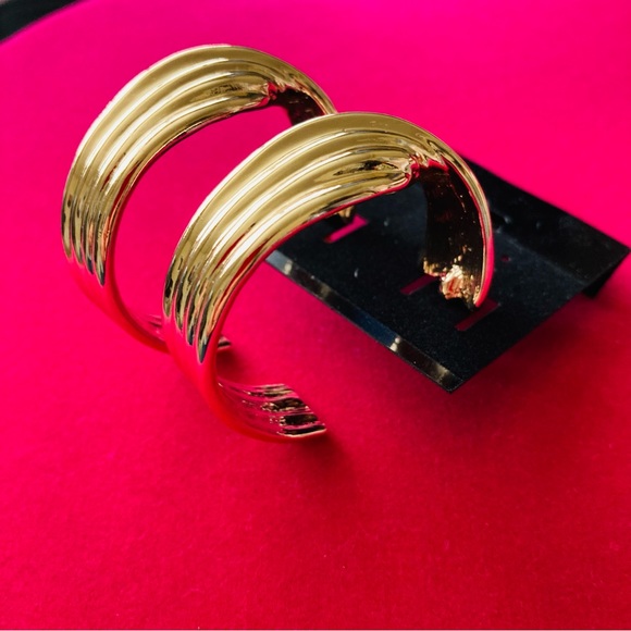 Jewelry | Hoop Earrings Gold Tone Brand New | Poshmark